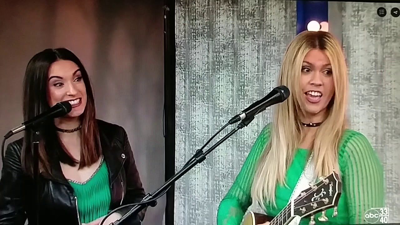 Dixie Jade on WBMA-TV (ABC Birmingham) on 12-14-17 - YouTube