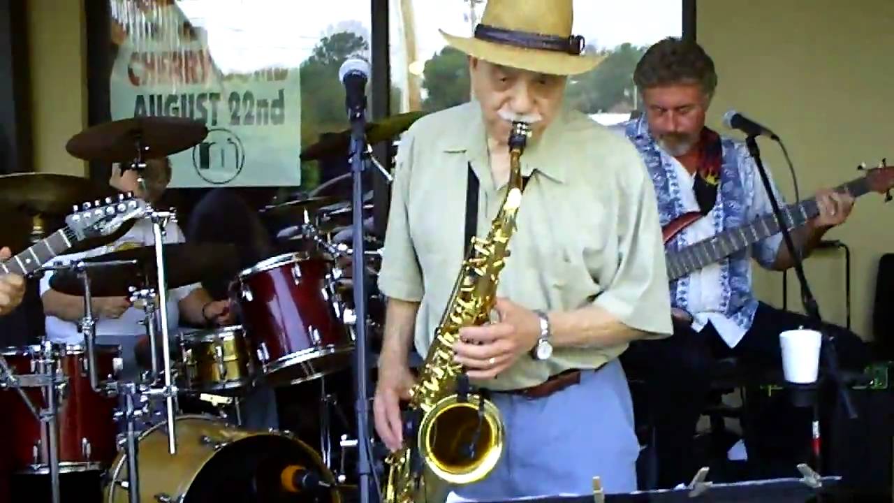 Junebug and the Porchlights - YouTube