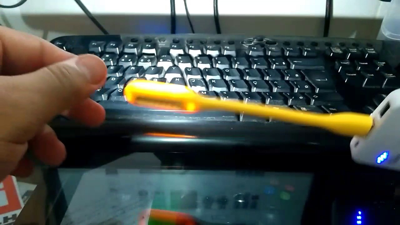 Luminária LED flexível para teclado de notebook - 4 unidades - YouTube