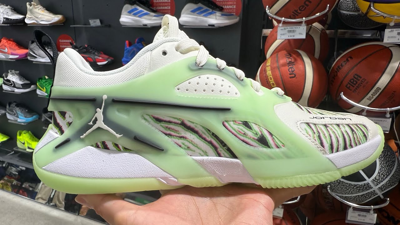 Jordan Heir Series “Showstopper” - YouTube