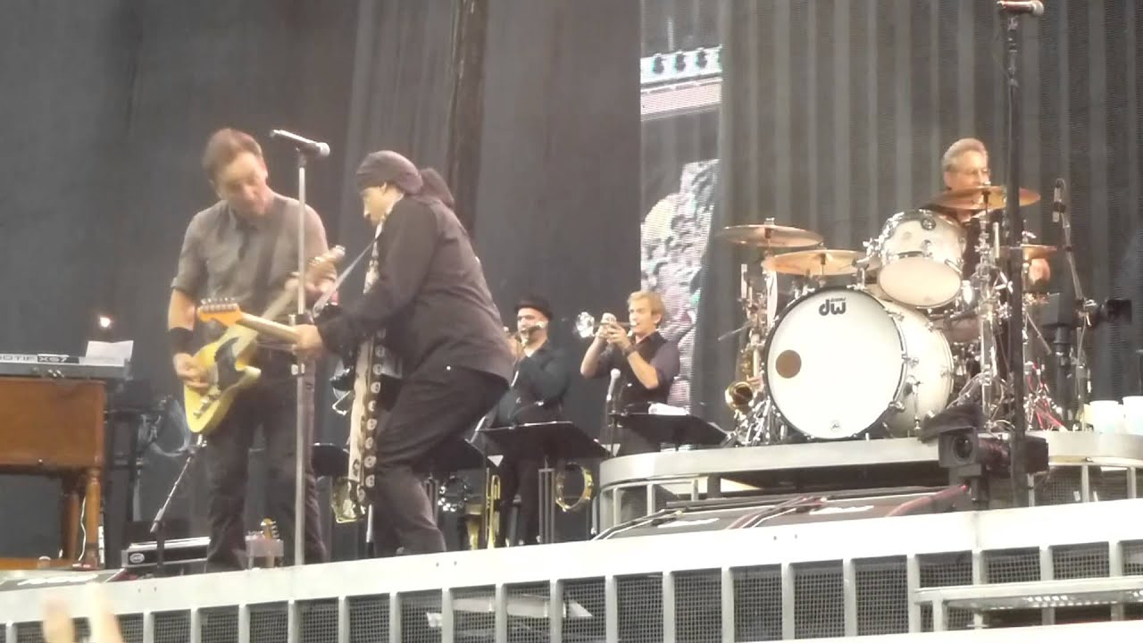 Bruce Springsteen - Cardiff - 23rd July, 2013 - Ramrod - YouTube