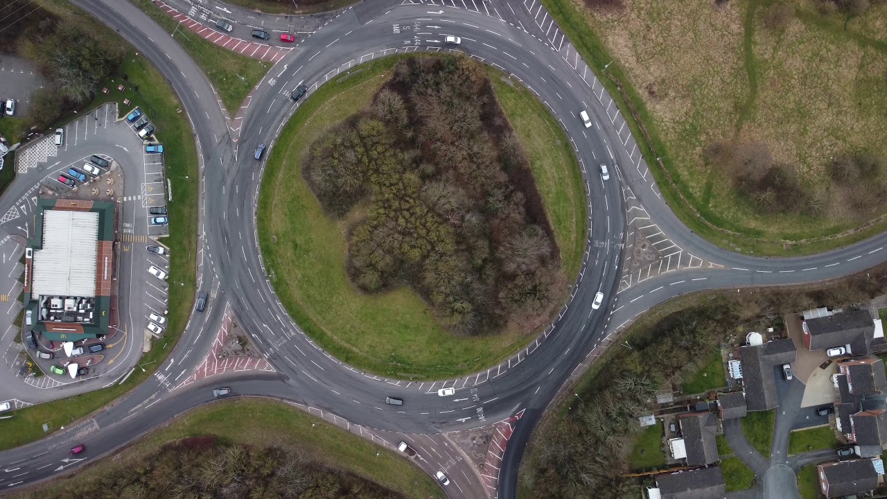 Redditch Oakenshaw Roundabout traffic recording on DJI Mini 2 Drone ...