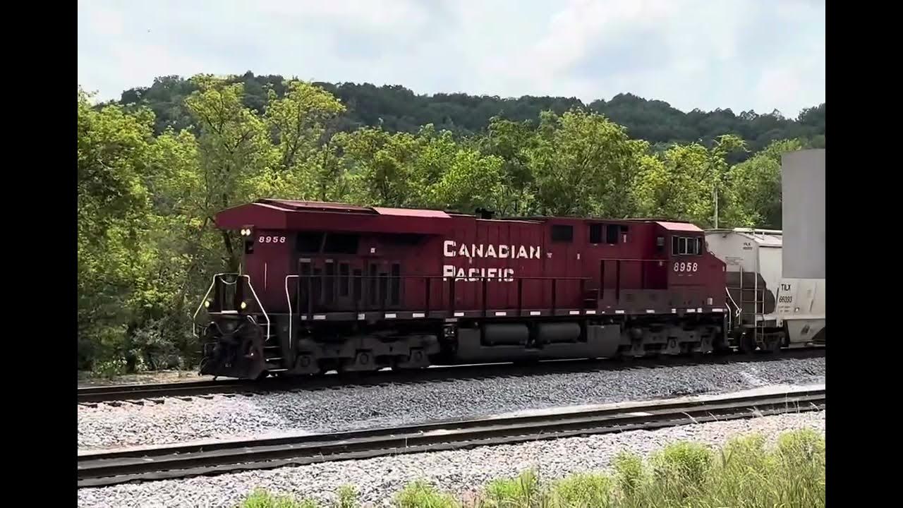 CP 8958 Switching Marquette IA #CPKC Yard - YouTube