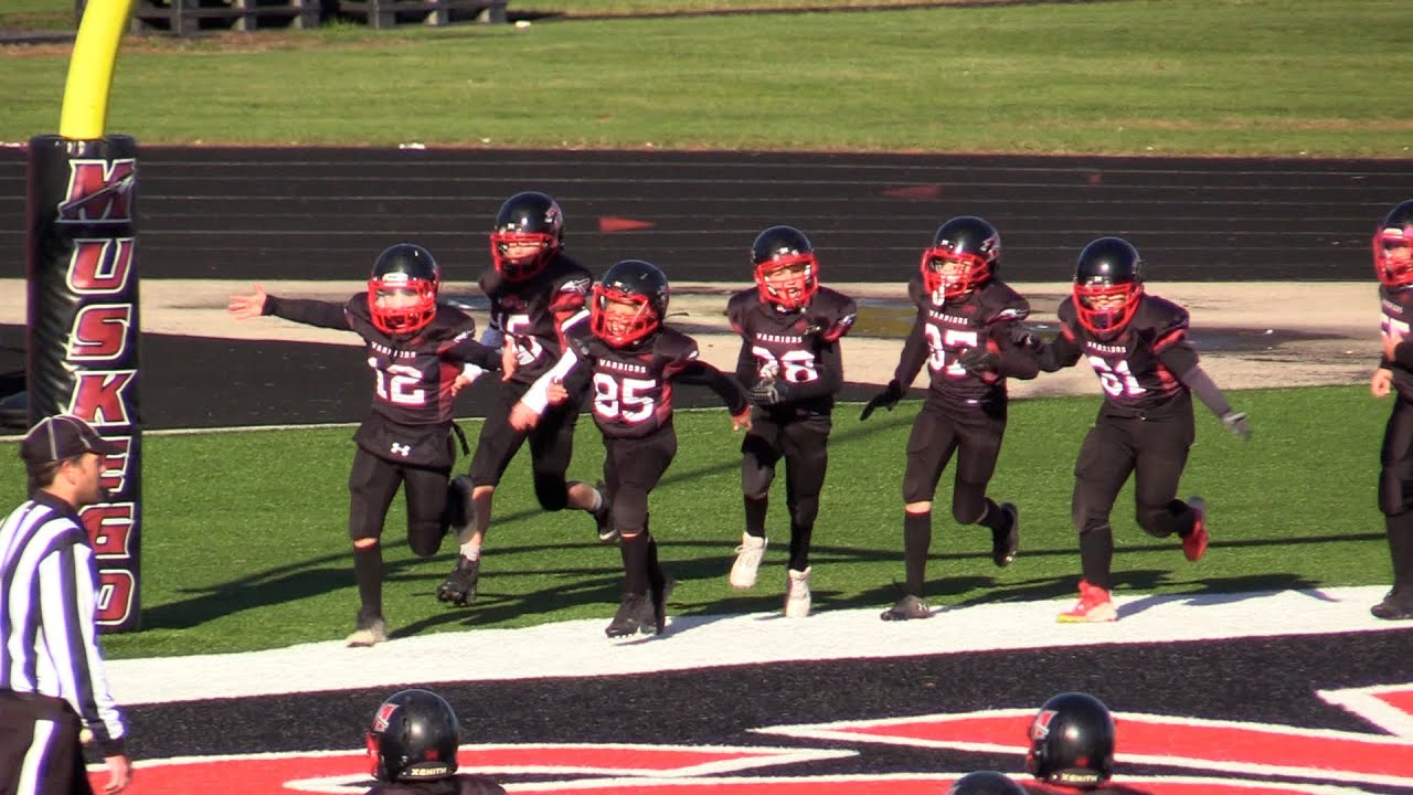 2022 Football: Mequon-Thiensville vs. Muskego (5th Grade) - YouTube
