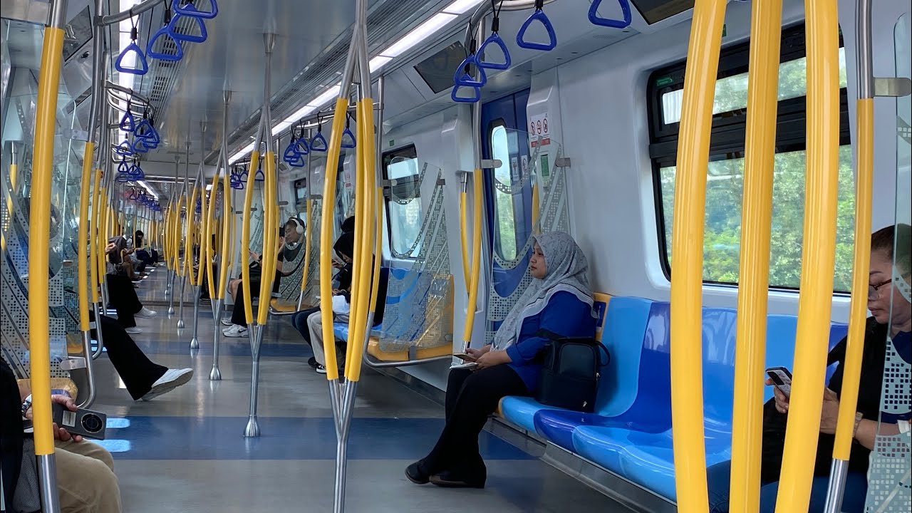 [Weird Squeaky Bogie] Journey on MRT Putrajaya Line from Sri Damansara ...