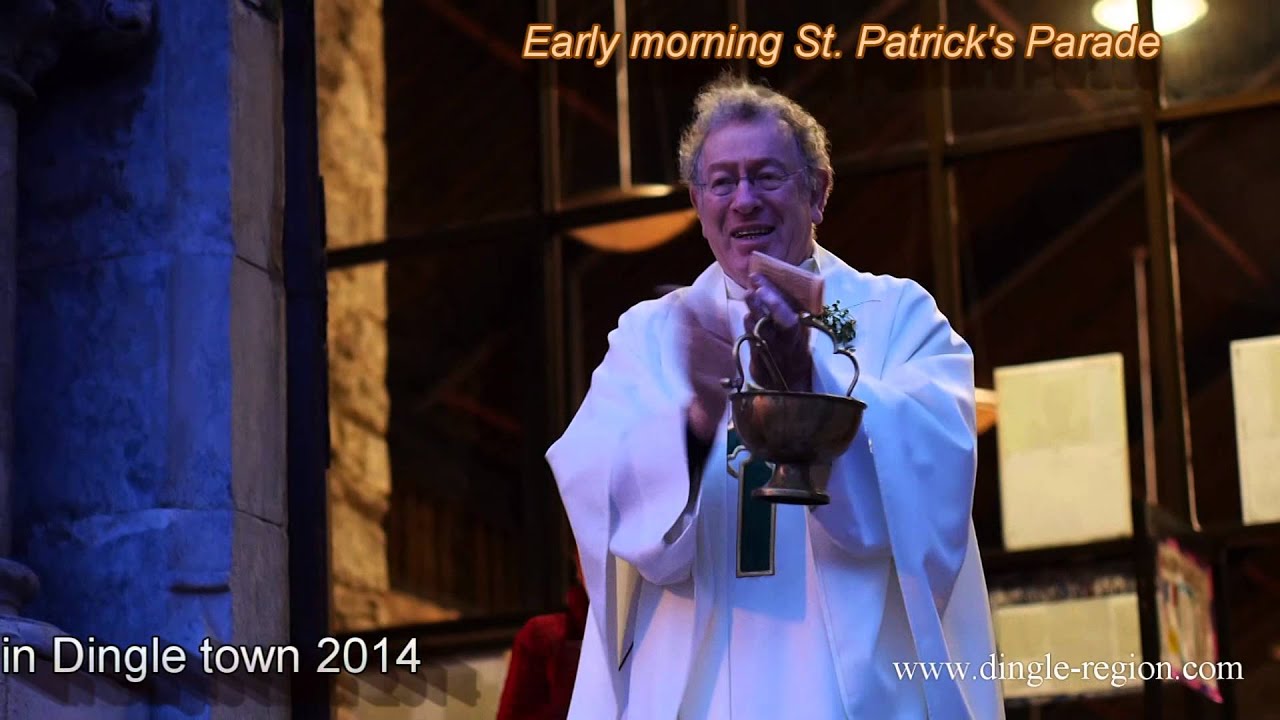 Early Morning St. Patrick's Day Parade 2014 Dingle Peninsula - YouTube