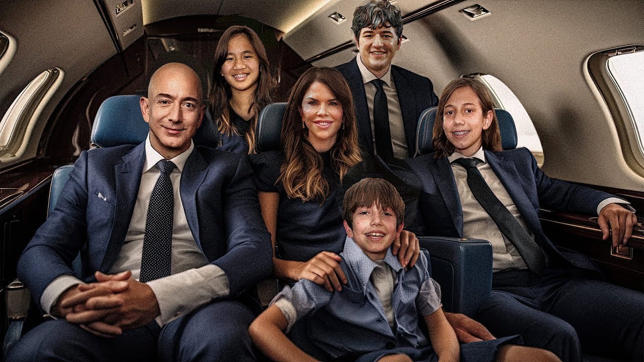 How The RICHEST CEOs Travel | How The World Richest People Travel ...