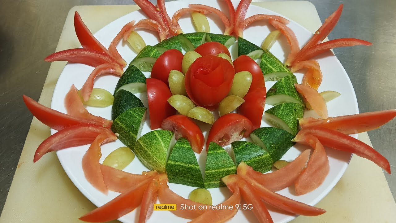 carving is plate salad decoration! cucumber tomato and grape carving ...