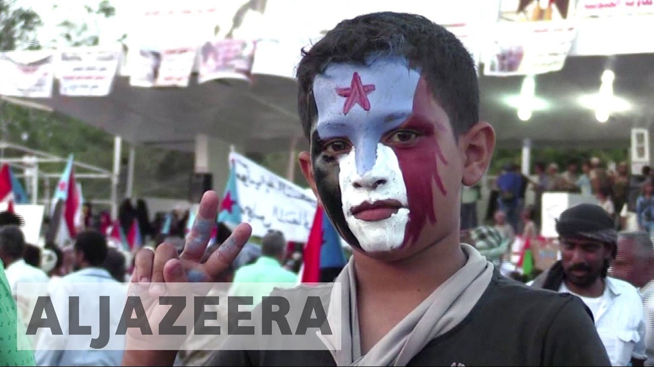 Yemen protesters call for southern secession - YouTube