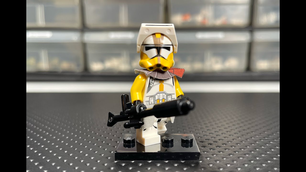 LEGO Star Wars: 5 minute TUTORIAL Phase 2 COMMANDER BLY Minifig!! - YouTube