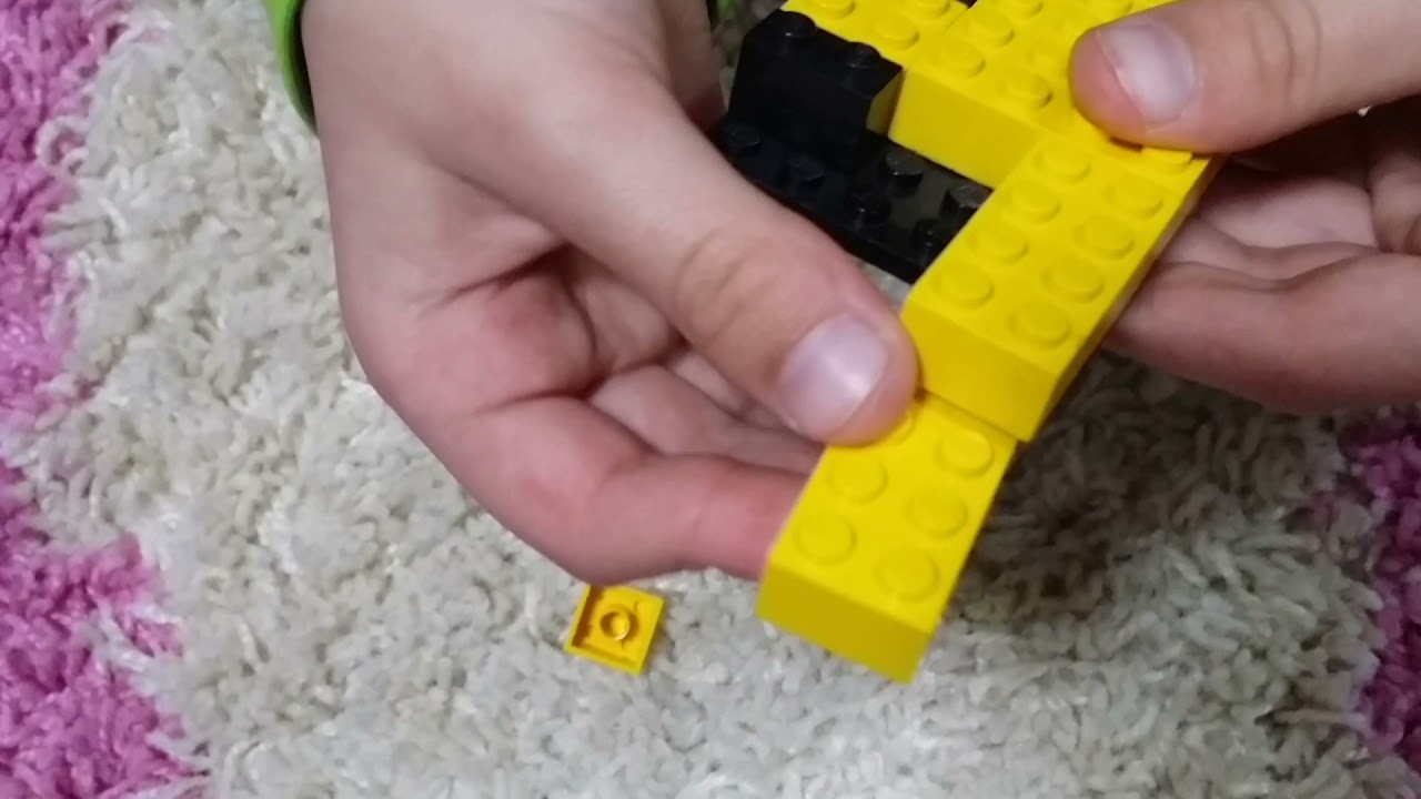 How to make a lego thumbs up!!! - YouTube