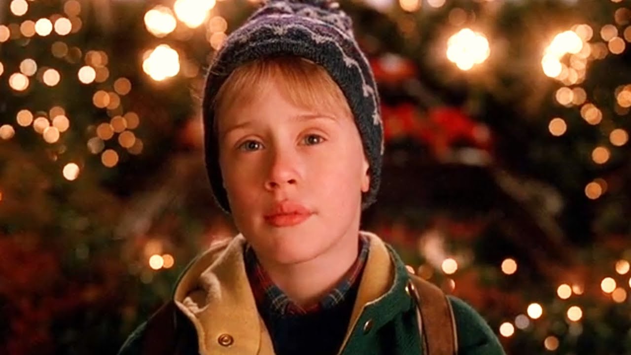 Home Alone 2: Lost in New York Review. Christmas Robbery. - YouTube