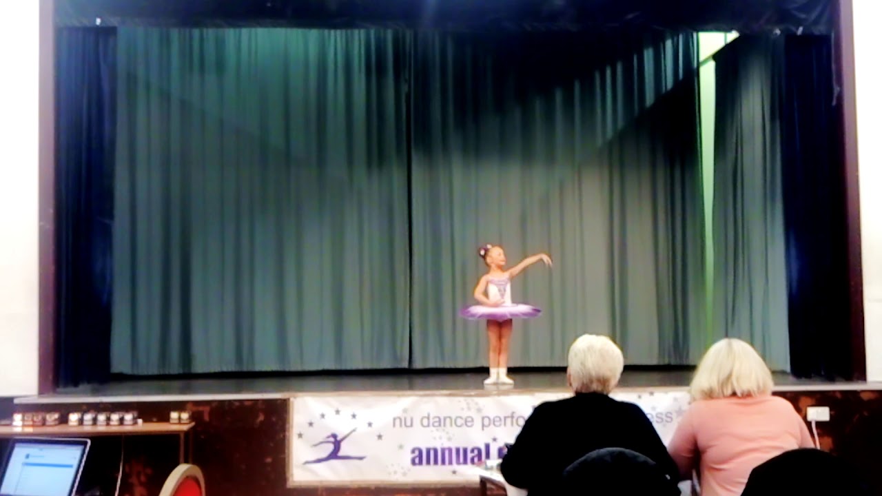 Ballet dancer age 6 jemma Nelson x - YouTube