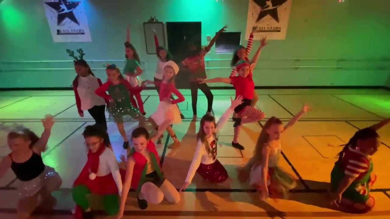 LM Jazz 2 dance- Snow Globe Wonderland - YouTube