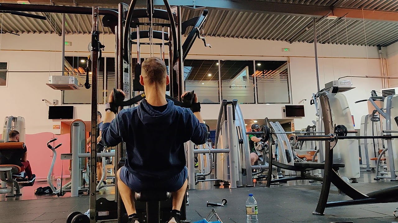 Lat Pulldown (With Supinate Mag Bar) - 4x10@10p 4/4 - YouTube