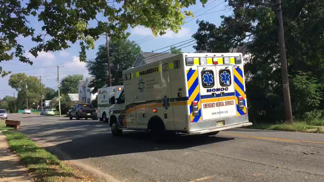 Monoc ALS EMS Ambulance 201 responding - YouTube