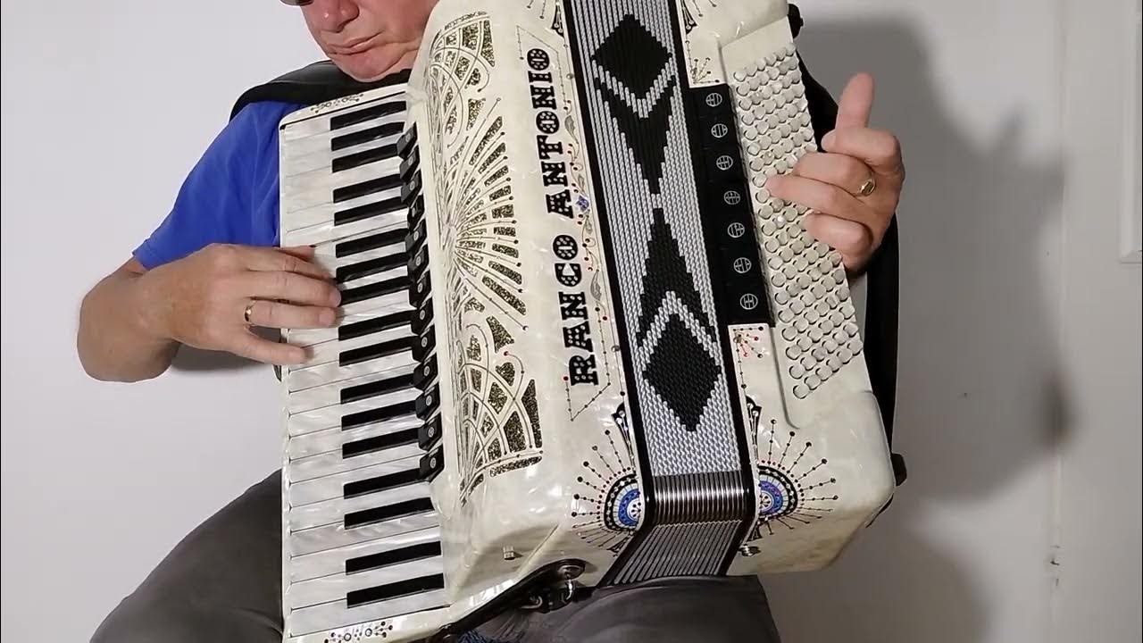 Accordion RANCO ANTONIO Chitarra Romana - YouTube