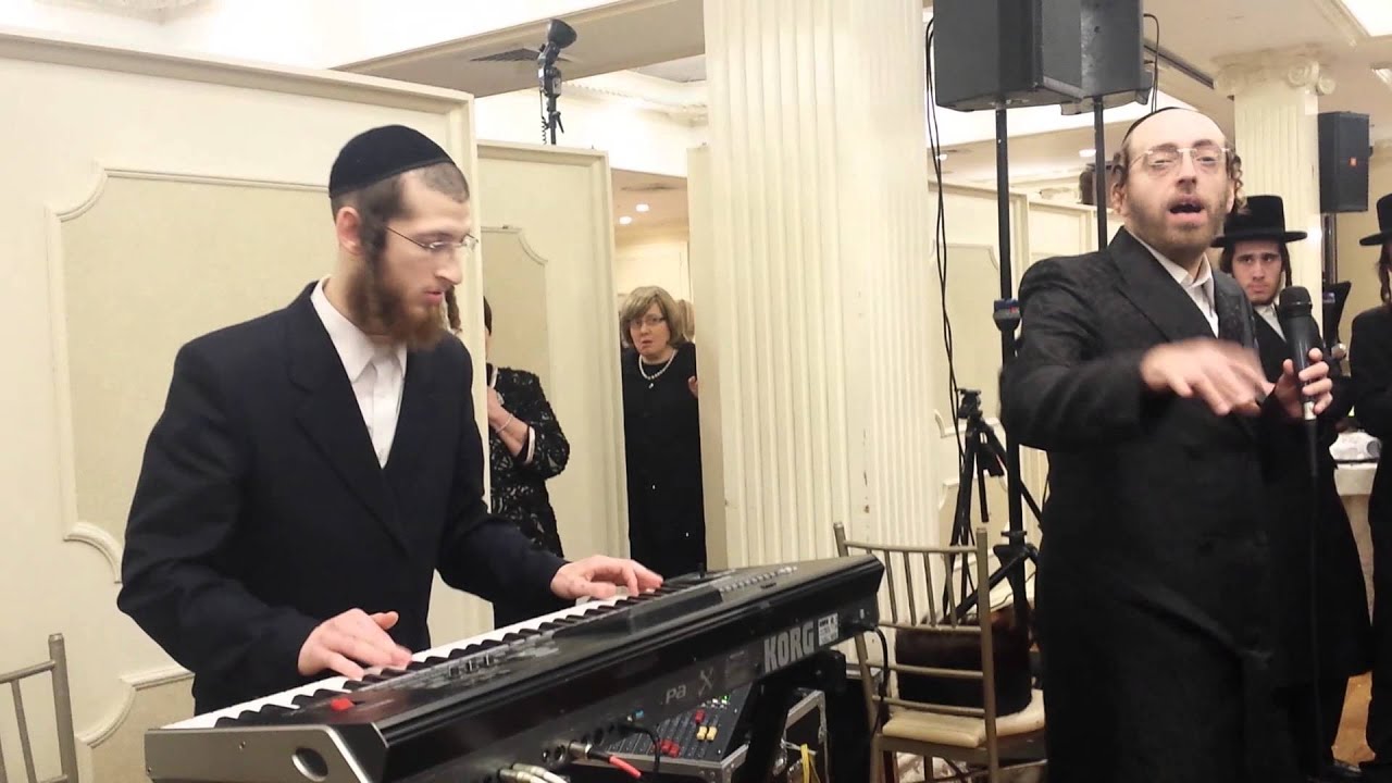 Heshy Pavel Arele Samet Tzvi Goldring rocking!!!!! - YouTube