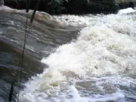 Saxon Mill Weir in Medium/High Water kayak