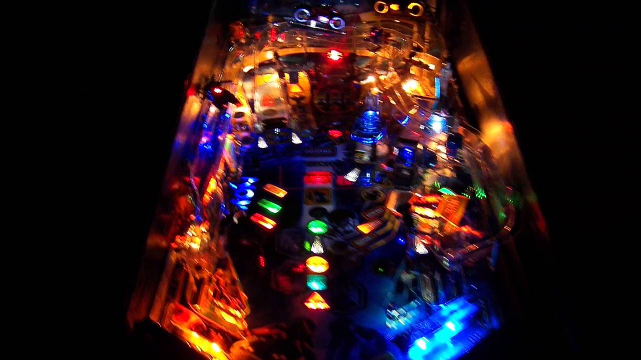 Stern Pinball Tron LE Apron mirror mod kit running on a Tron Pro ...