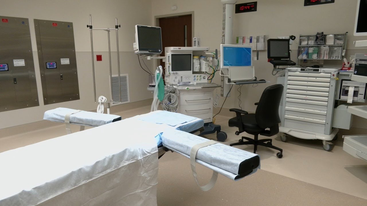 Southern Indiana hospital adds 8 new operating rooms - YouTube
