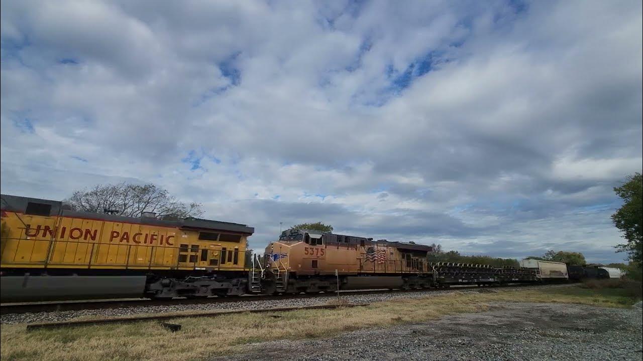 Southbound UP 7277/UP 5375, Mixed Freight Train, "Ennis Sub" Thornton, TX 11-23-2022 - YouTube