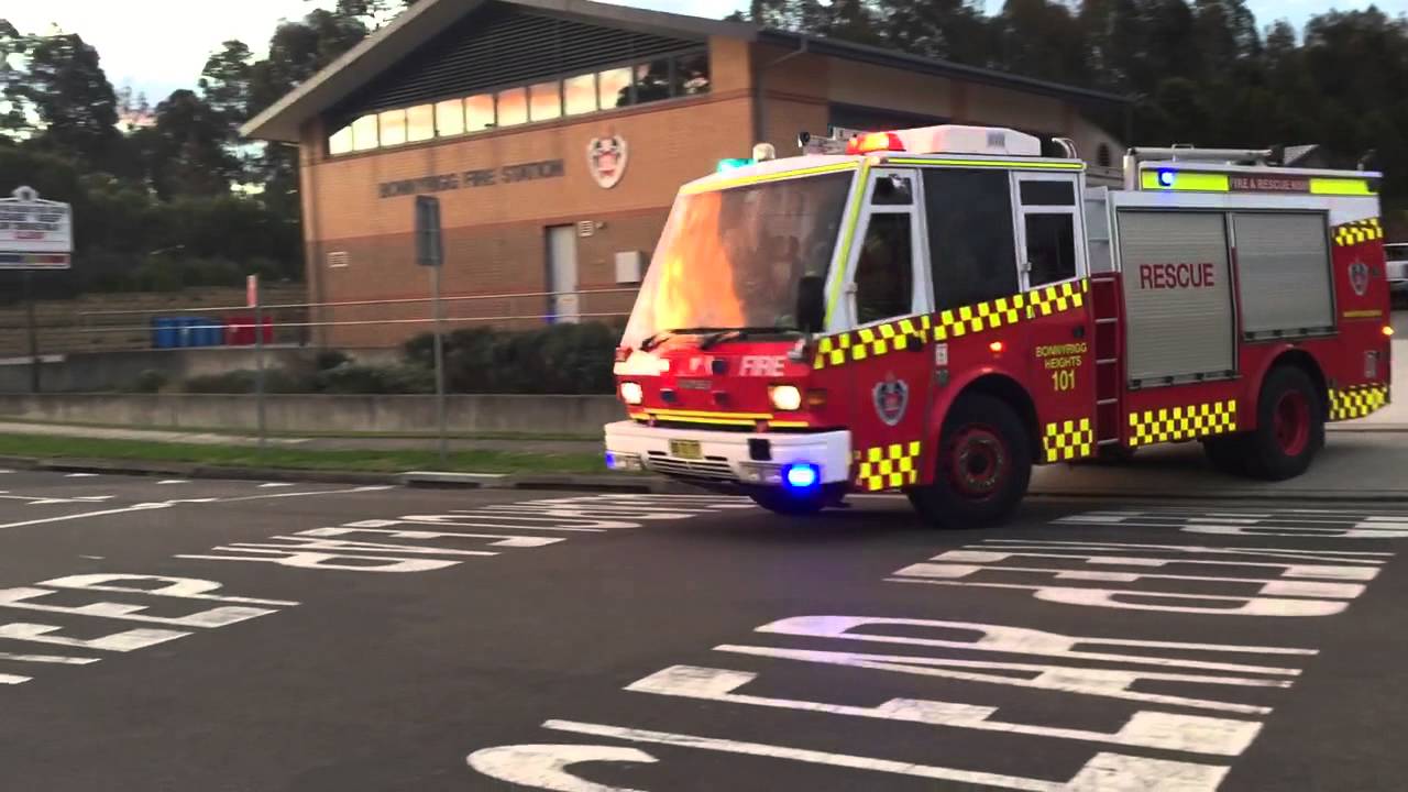 FRNSW Rescue Pump 101 Bonnyrigg Heights Responding - YouTube