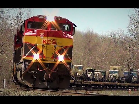 KCS MILITARY TRAIN - YouTube