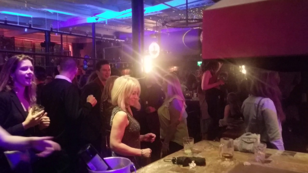 ALBERT SCHLOSS BARVARIAN ALPINE BAR MANCHESTER TOTO AFRICA COCKTAILS ...
