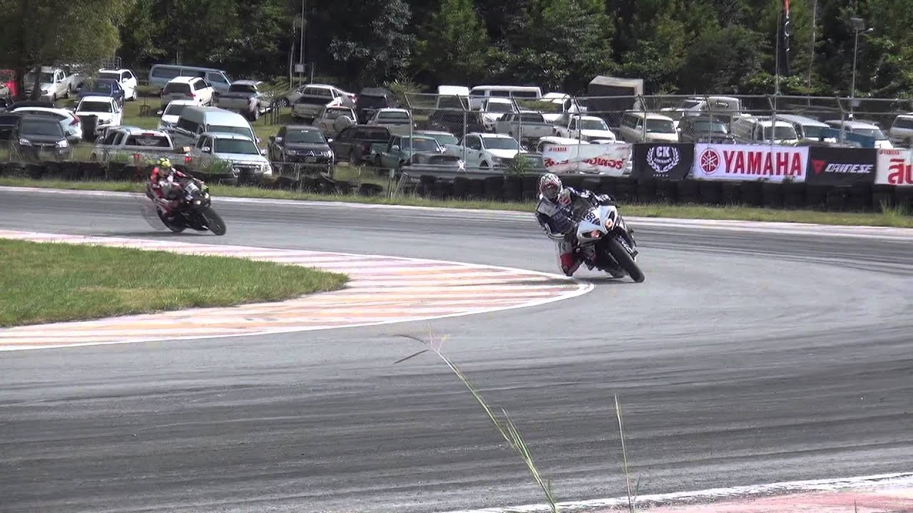 Core racing party race - YouTube