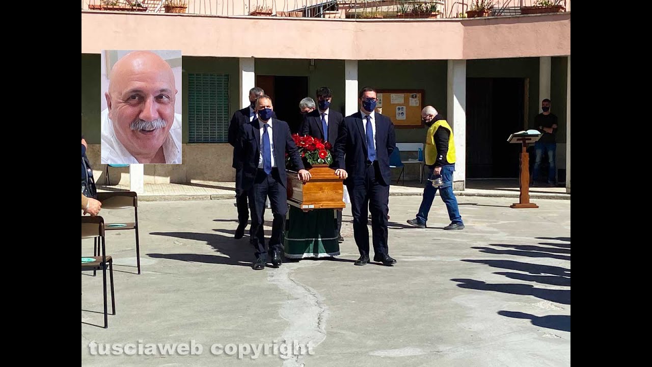 I funerali di Sergio Riccardi - Il ricordo delle figlie Eleonora e ...