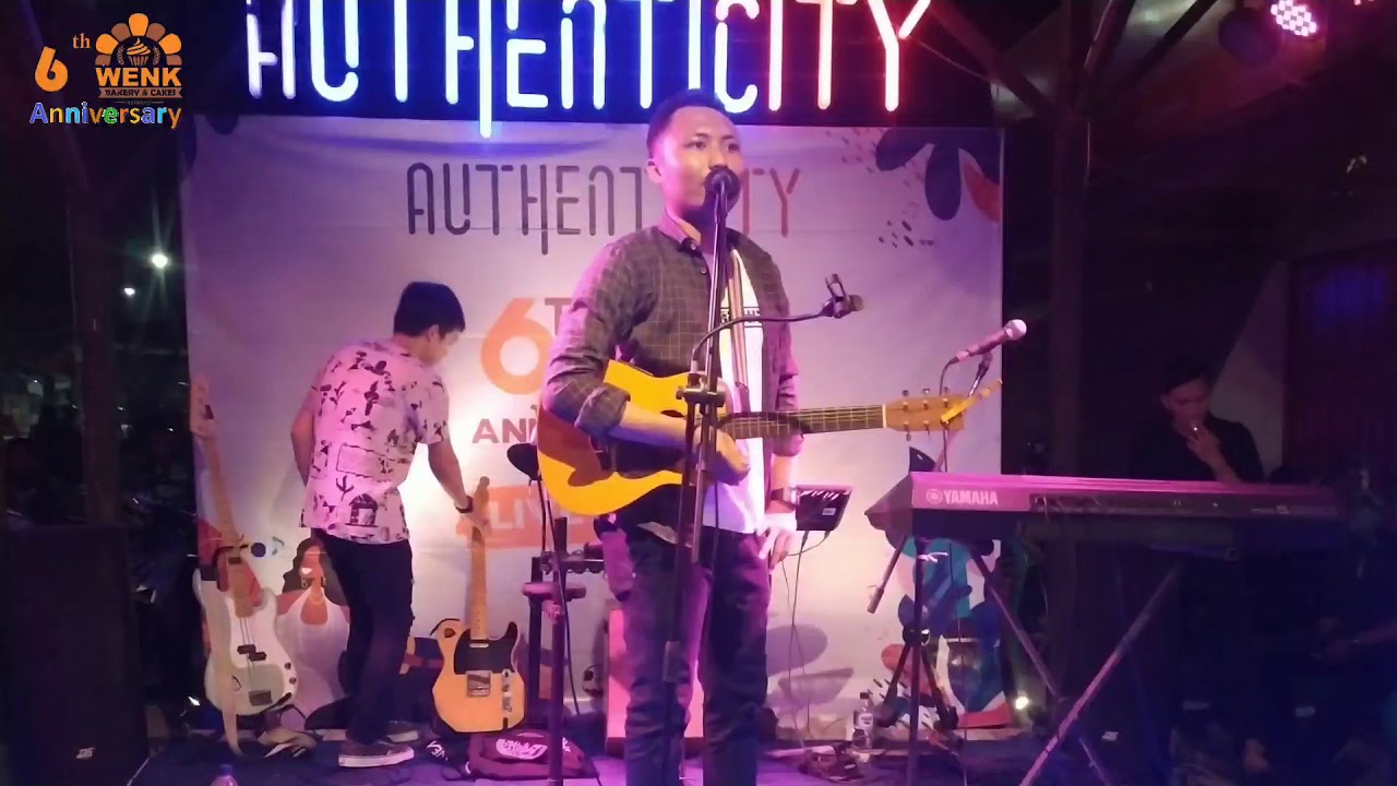 6th Anniversary Wenk Bakery - YouTube