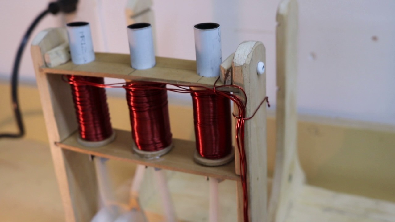 Moteur électrique à solénoïde fait maison/Home Made Solenoid Engine ...