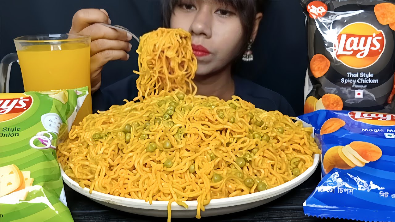 Eating delicious Maggie noodles eating challenge । Maggie eating show ...