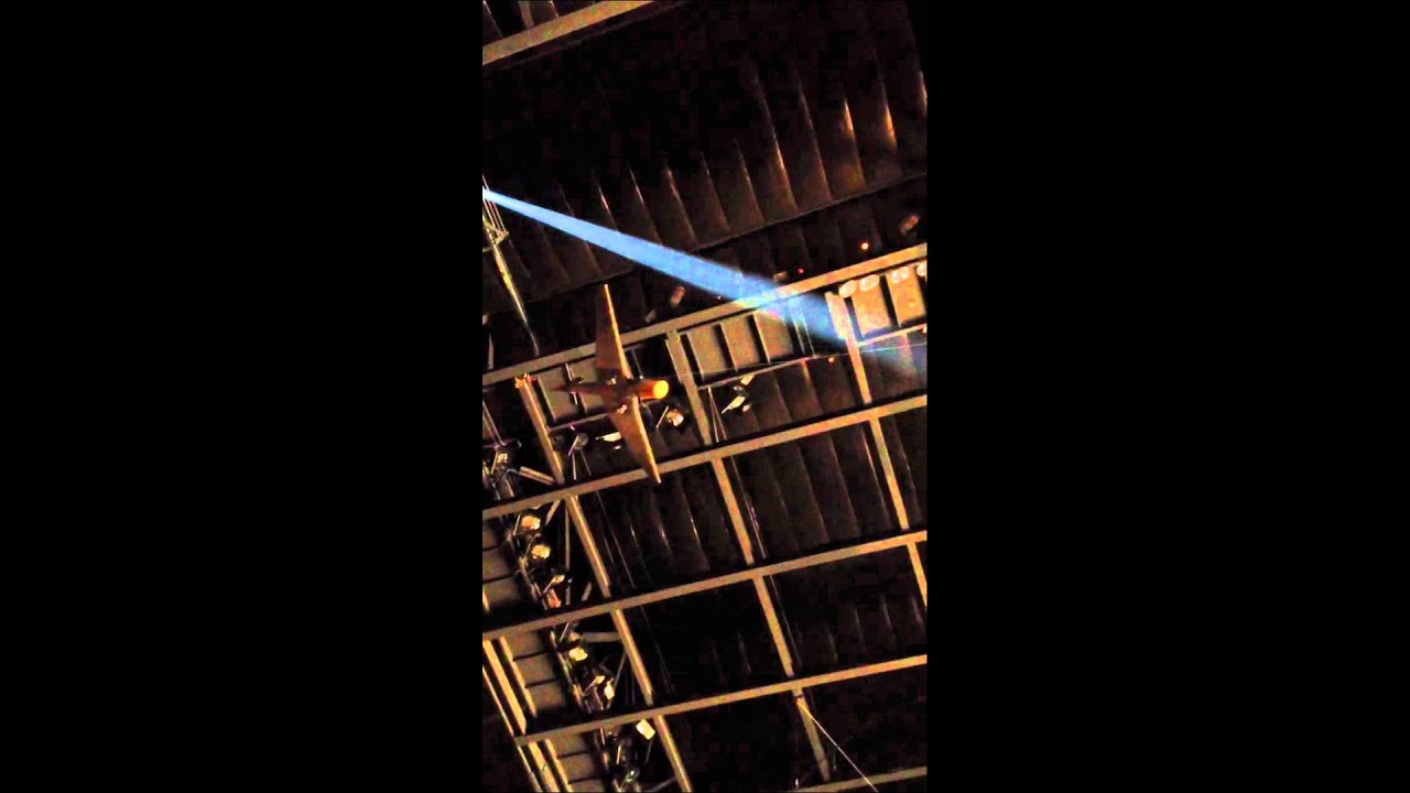 Roger Waters In The Flesh Plane Crash Orlando 6/16 - YouTube