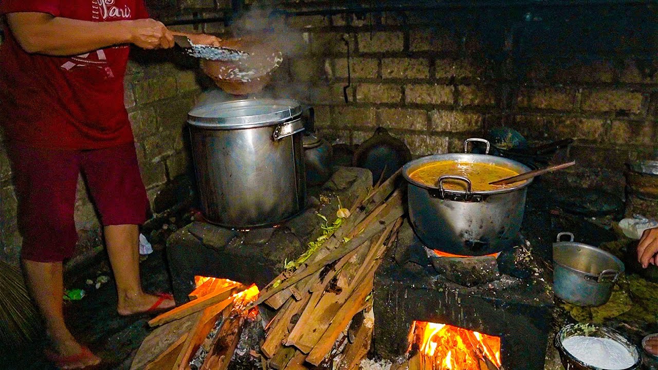 DI MASAK PAKAI KAYU BAKAR RESEP MASAKAN TURUN TEMURUN!!! Godeh Pero ...