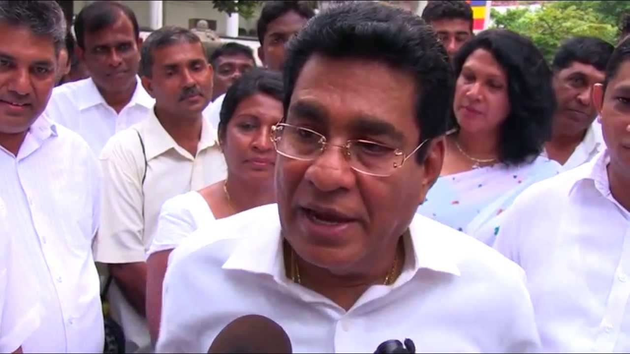 minister marvin silva voice cut kelaniya temple)2013 03 23 - YouTube