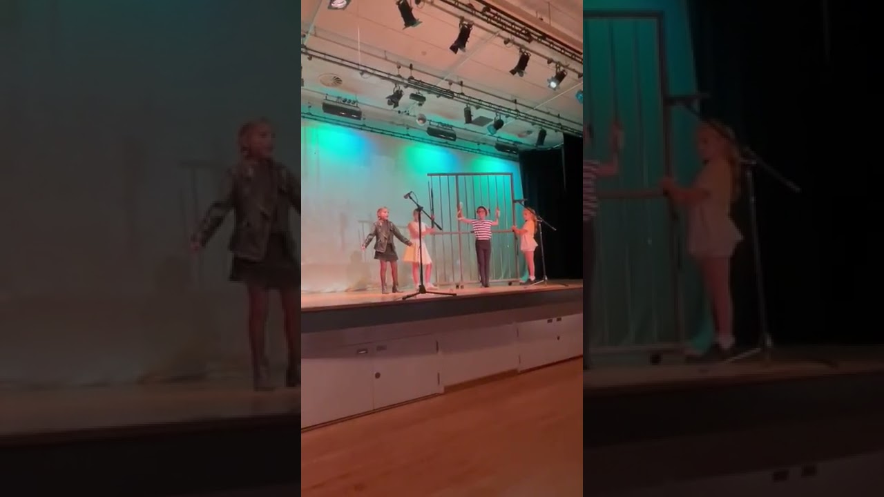 Pulled in a New Direction Isabel Langston 10 Years Old - YouTube