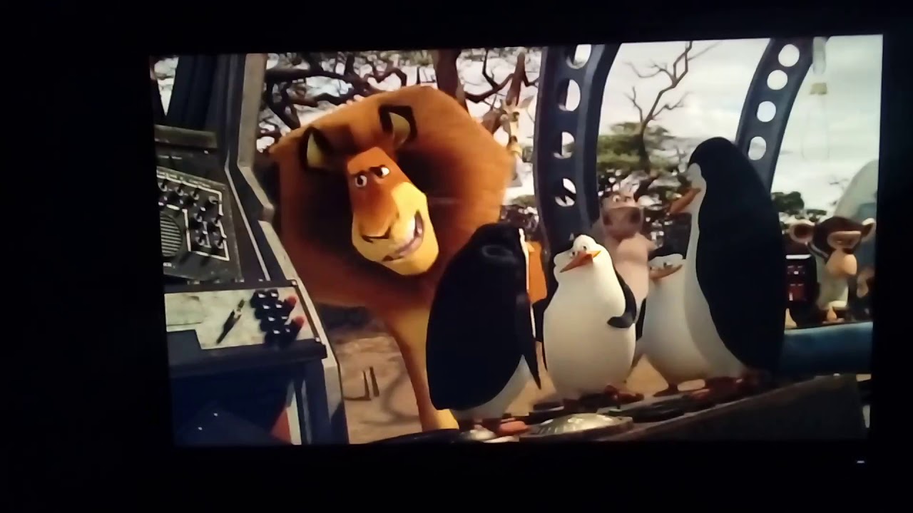 Madagascar Escape 2 Africa Alex vs Old Lady - YouTube