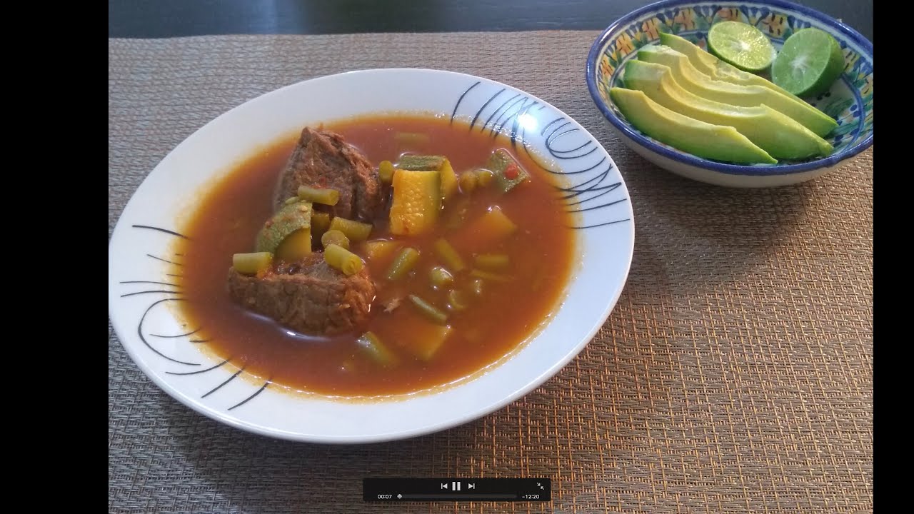 COMO HACER MOLE DE OLLA de res! - YouTube