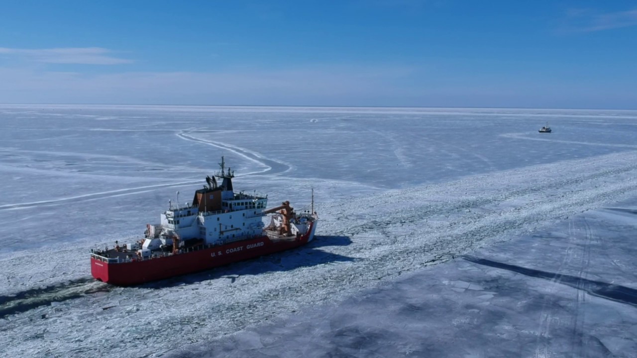 Door County Ice Cutting USCGC Mackinaw & USCGC Mobile Bay - YouTube