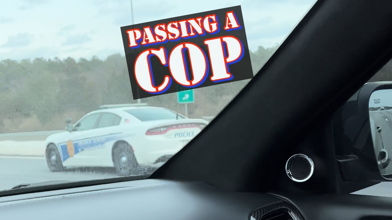 🚓Trackhawk Opens Exhaust Valves Beside Police Car - YouTube