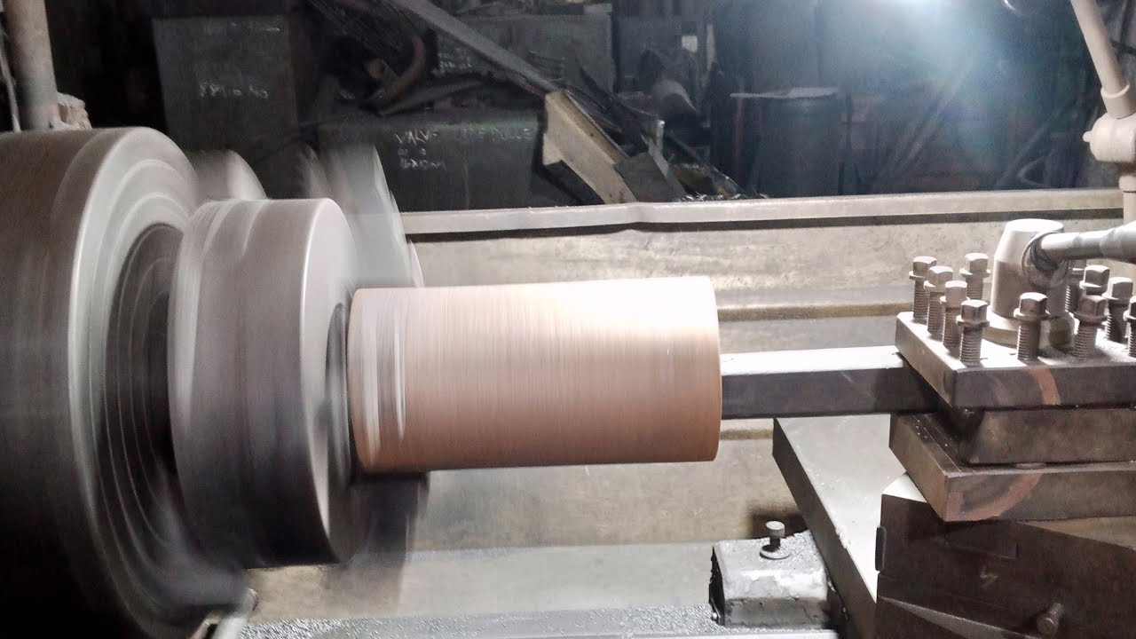 Relive | TS 180 Engine Diesel block liner REBORE - YouTube