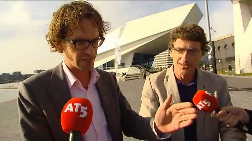Nieuws! - AT5 TV - Bas van 't Wout (VVD) en Dirk Poot (Piratenpartij ...