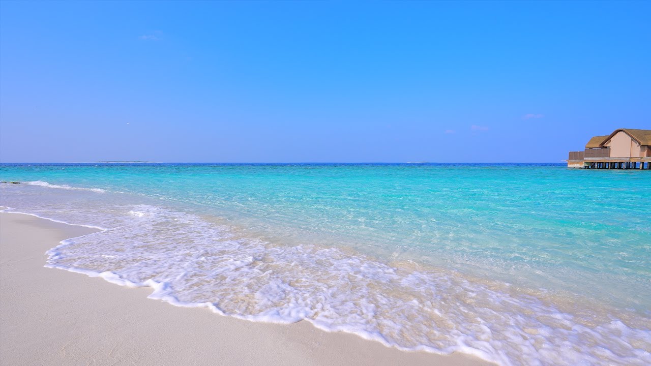 Turquoise Beach with Calming Ocean Waves. The Most Relaxing Ocean Waves ...