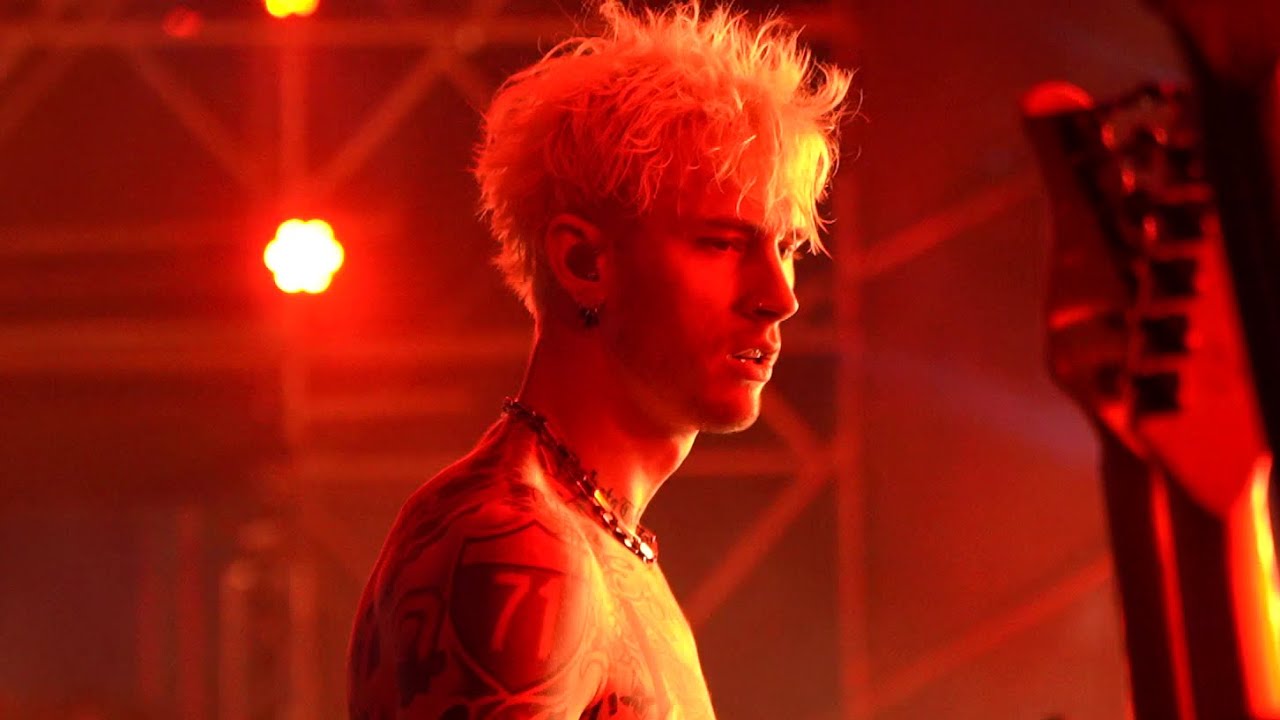 @mgk - Candy (Live Performance Video In INDIA) - YouTube