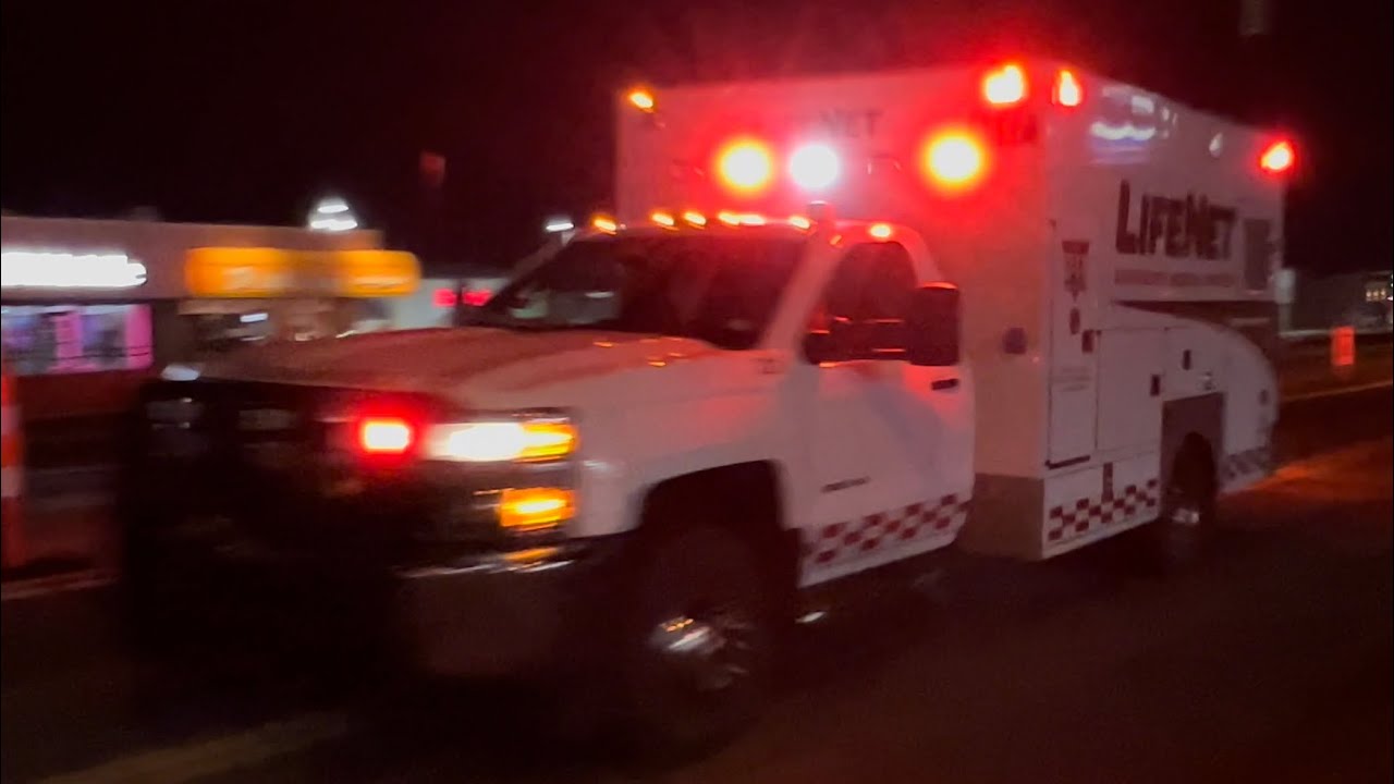 Stillwater Fire Department Engine 2 + LifeNet EMS Medic 17 Responding ...
