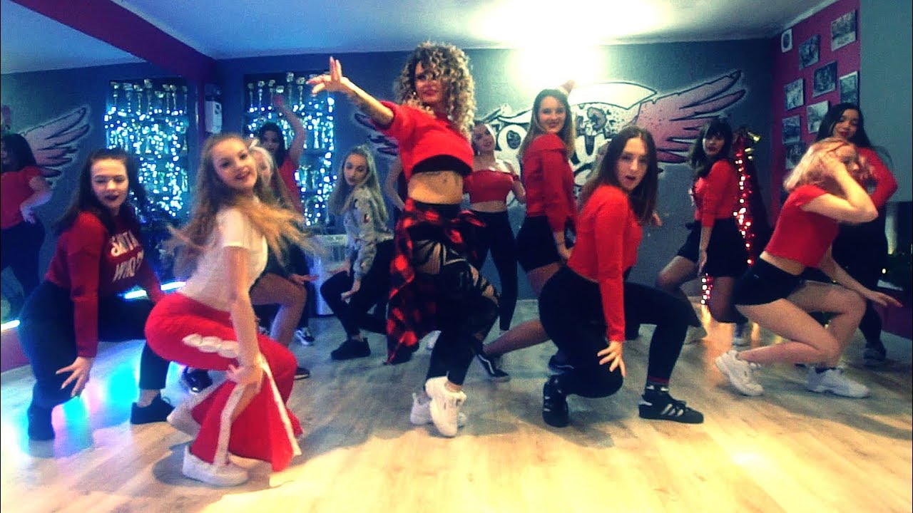 Christmas Dance || Studio Tańca So Fly - YouTube
