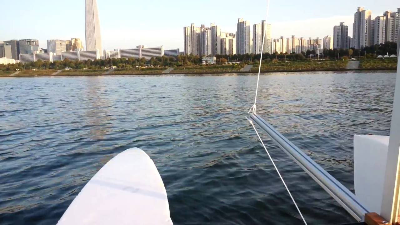 eps foam boat - homemade catamaran 10 ft - YouTube