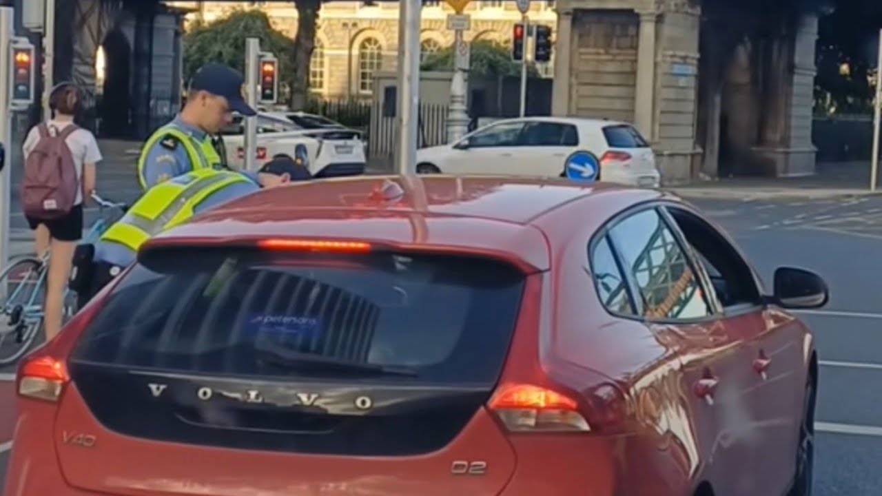 Garda mission impossible - YouTube